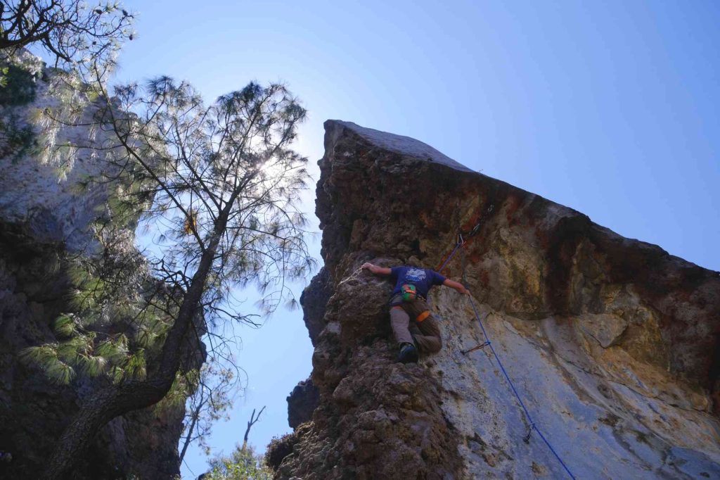 Rock Climbing Cerro Quemado | Quetzaltrekkers